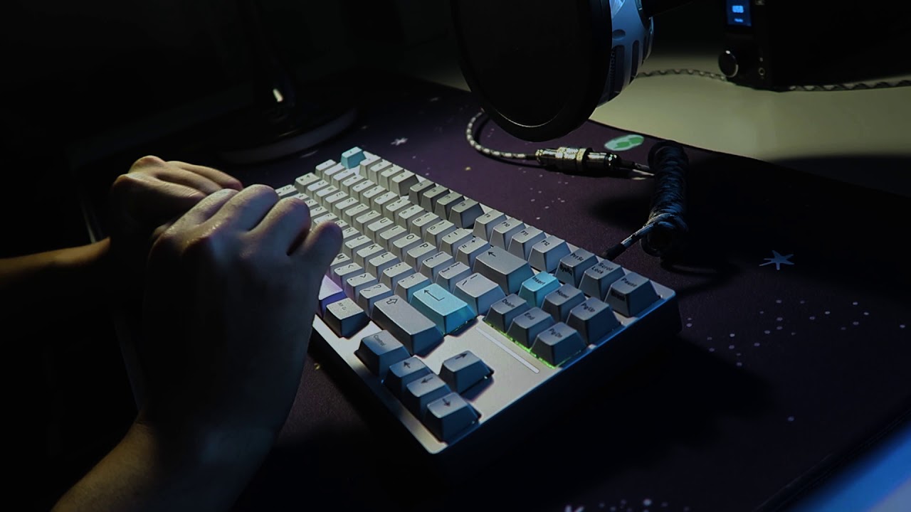 Matrix 8XV1.2OG [TKL, Tealios V2] - YouTube