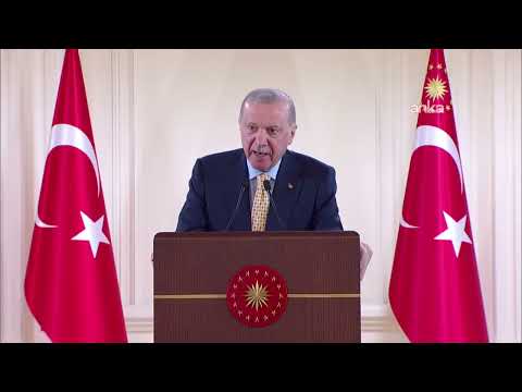 Cumhurbaşkanı Erdoğan, iftarda şehit aileleri ile bir araya geldi