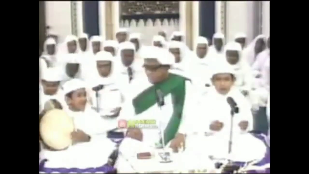 Habibi Anta Ya Waladi Abah Guru Sekumpul - YouTube