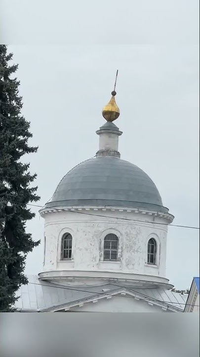 Михаило-Архангельский Собор в городе Бронницы. Главка накренилась ...