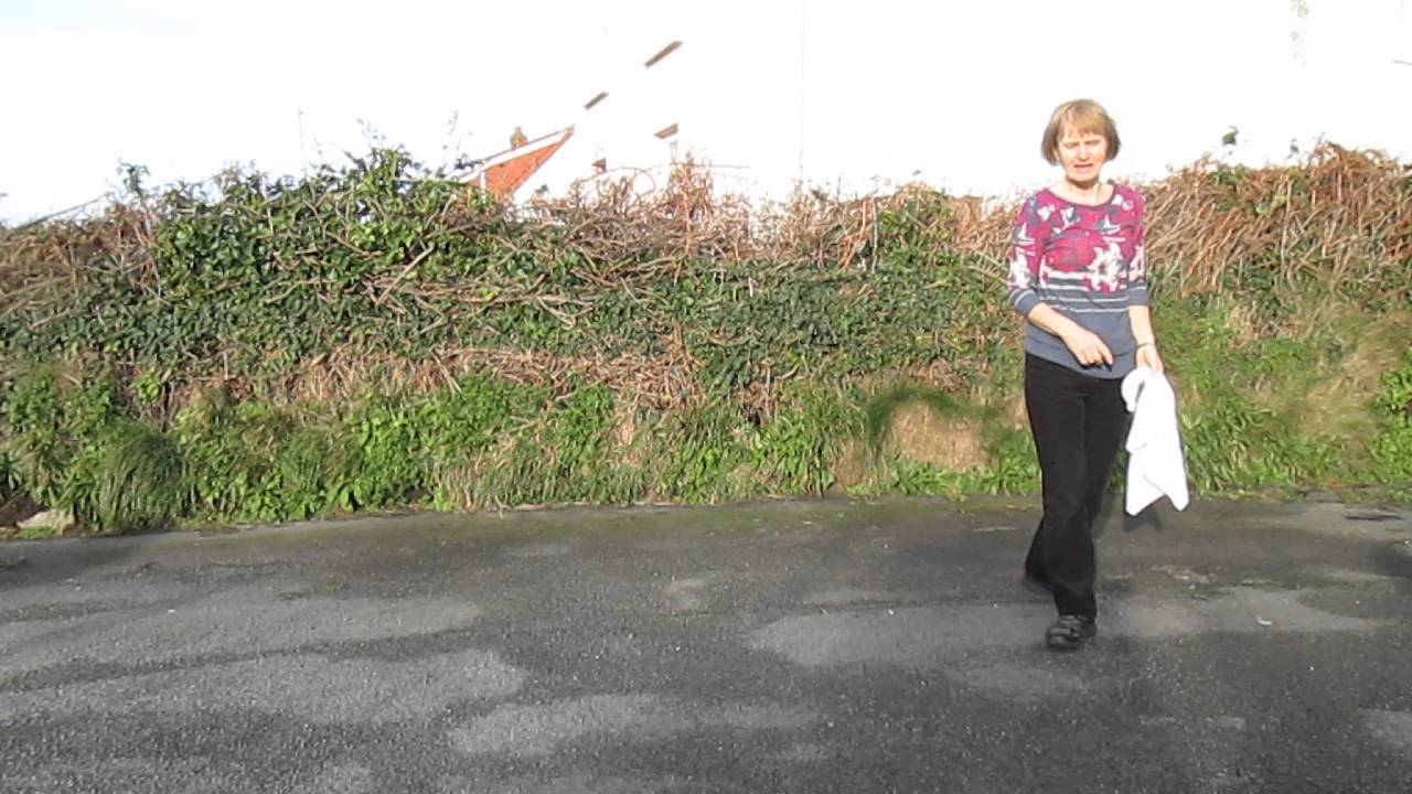 Some Basic Morris Steps. - YouTube