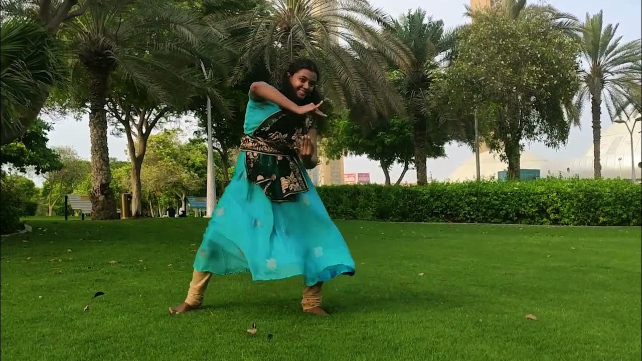 Kannamoochi Yenada Dance Cover |By Sreelakshmi | Kandukondein - YouTube