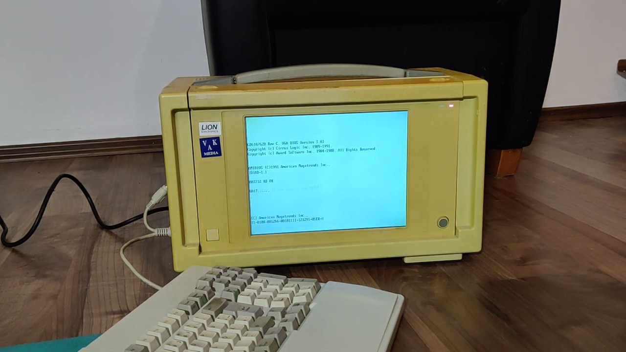 RBS BASIC Month 4: Lunar Corps on a LION 386 Luggable - YouTube