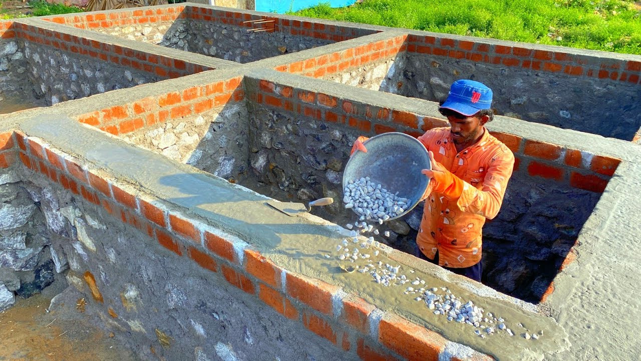 Stone Masonry Construction_Building Stone Basement Belt Concrete with ...