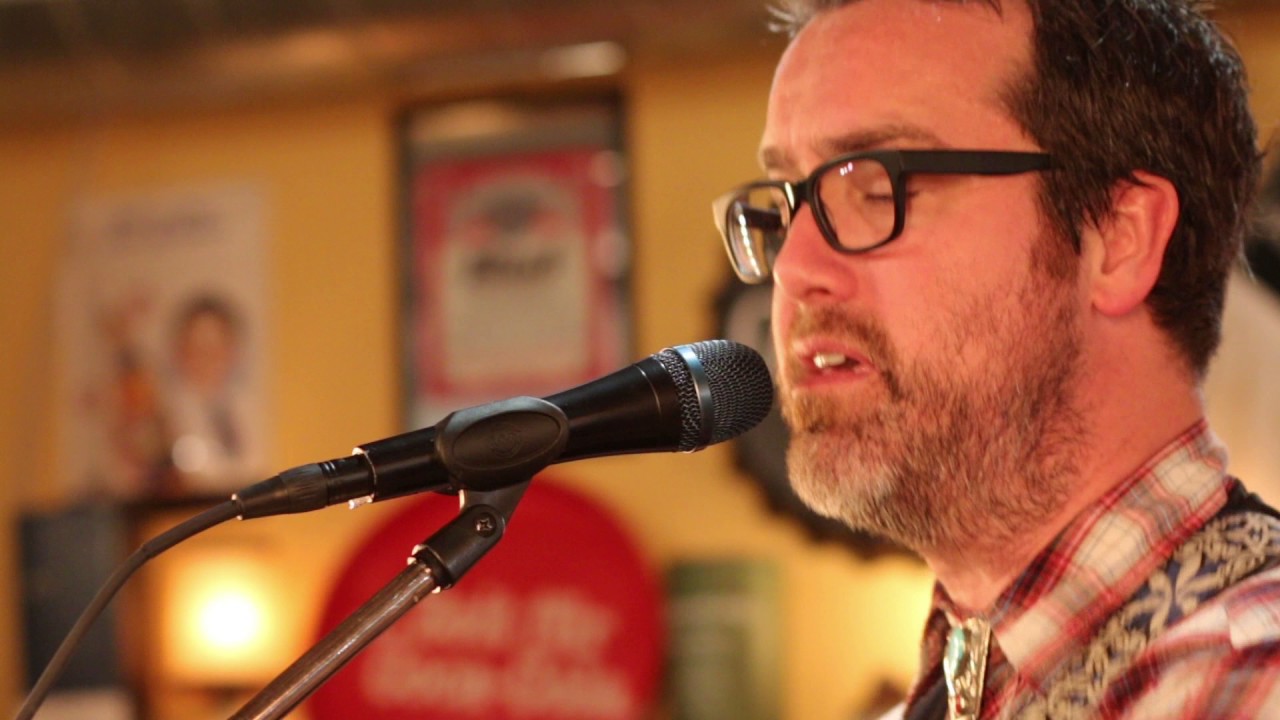 LIVE AT THE PUB :: Brian Chartrand Trio :: Crumble - YouTube