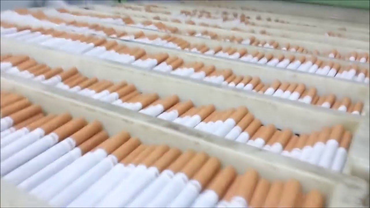 Proses Pembuatan Rokok Dengan Mesin - Pabrik Rokok - YouTube
