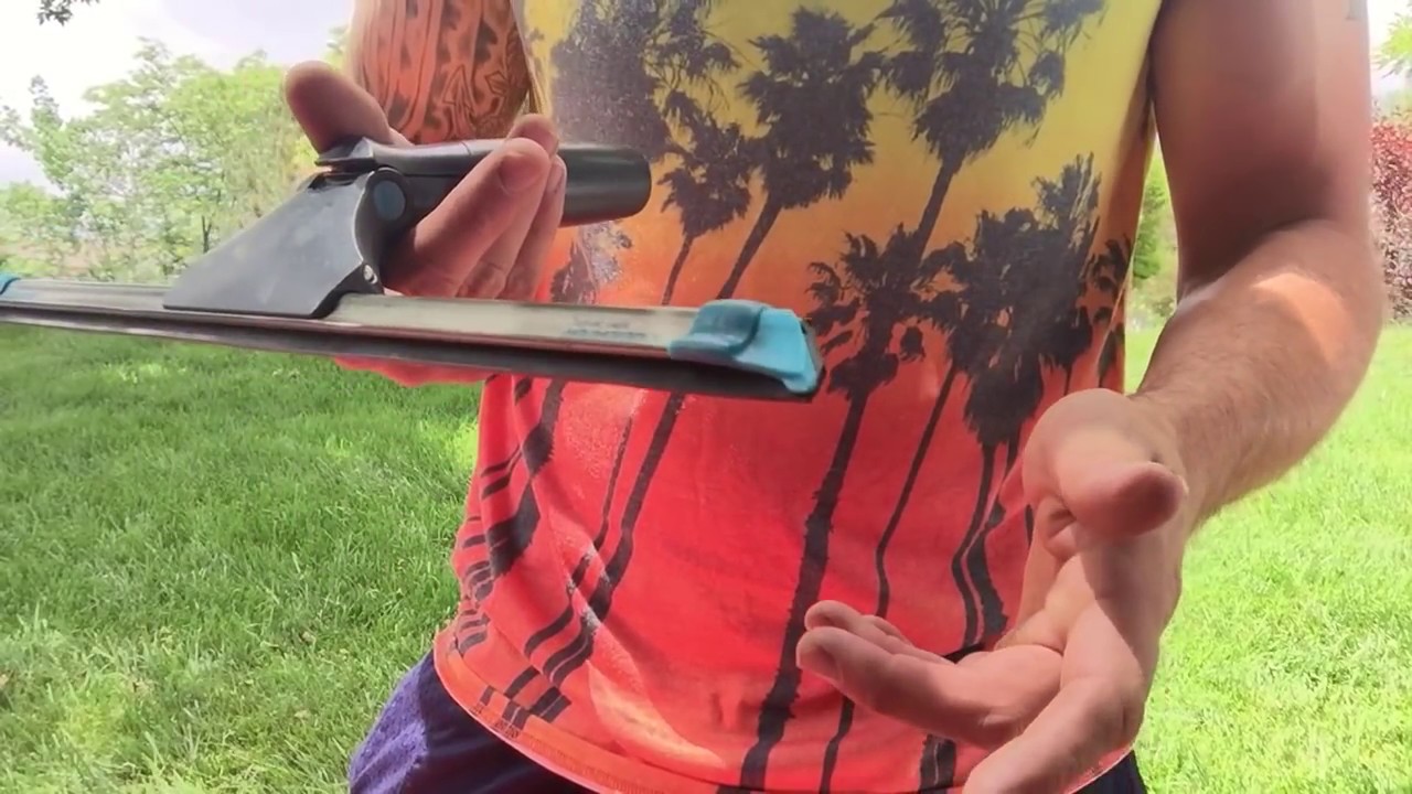 Window Cleaning - Beginner tips on squeegee clips - YouTube