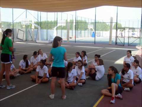 Split Screen Teaching - PE + Creativity - YouTube
