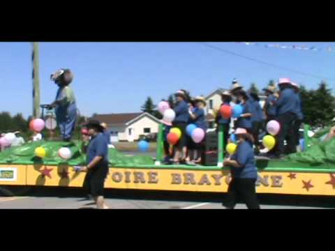 La Foire brayonne au festival western de St-Quentin.avi - YouTube