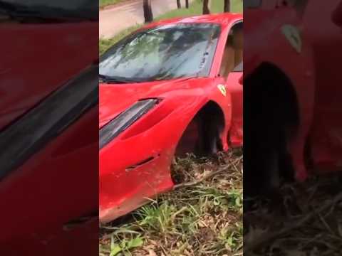 Renato Garcias bateu a Ferrari #shorts