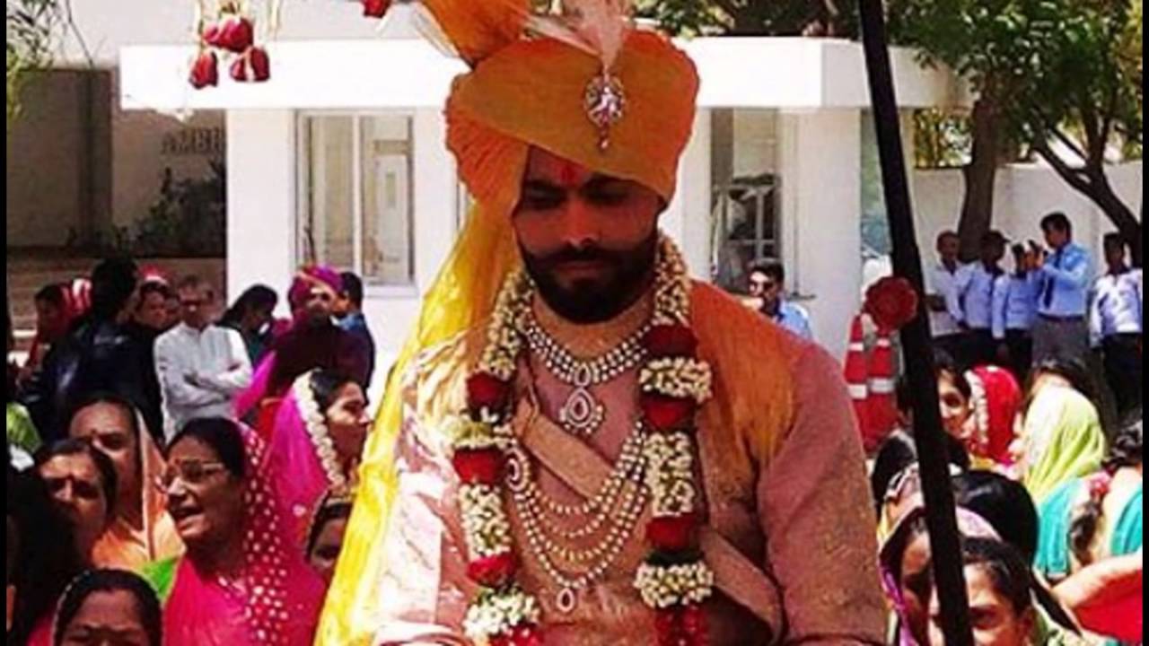 Sir jaddu || Ravindra jadeja marriage photos || - YouTube