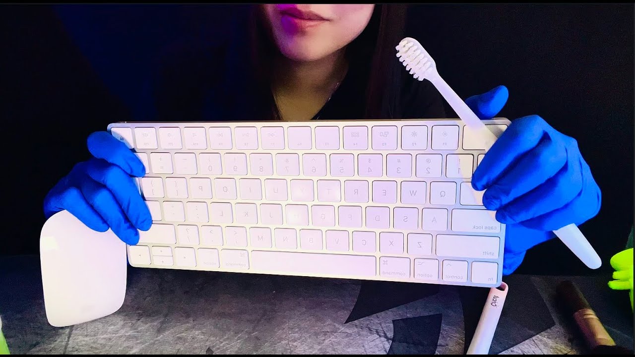 ASMR | Cleaning a Keyboard and Mouse ⌨️ - YouTube