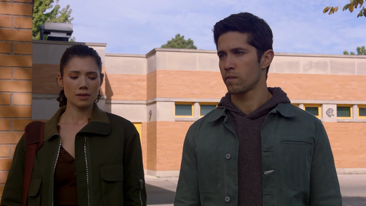 Vasquez Is Not Happy To See His Father Released From Prison on Chicago ...