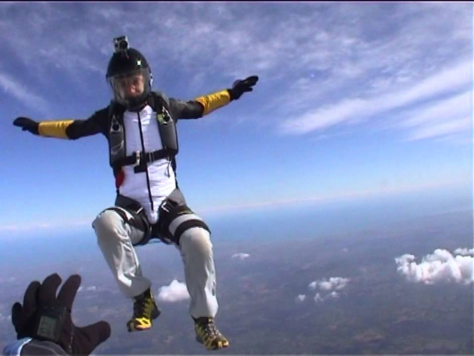 2-way with Mike, Skydive Headcorn, 28-04-13 - YouTube
