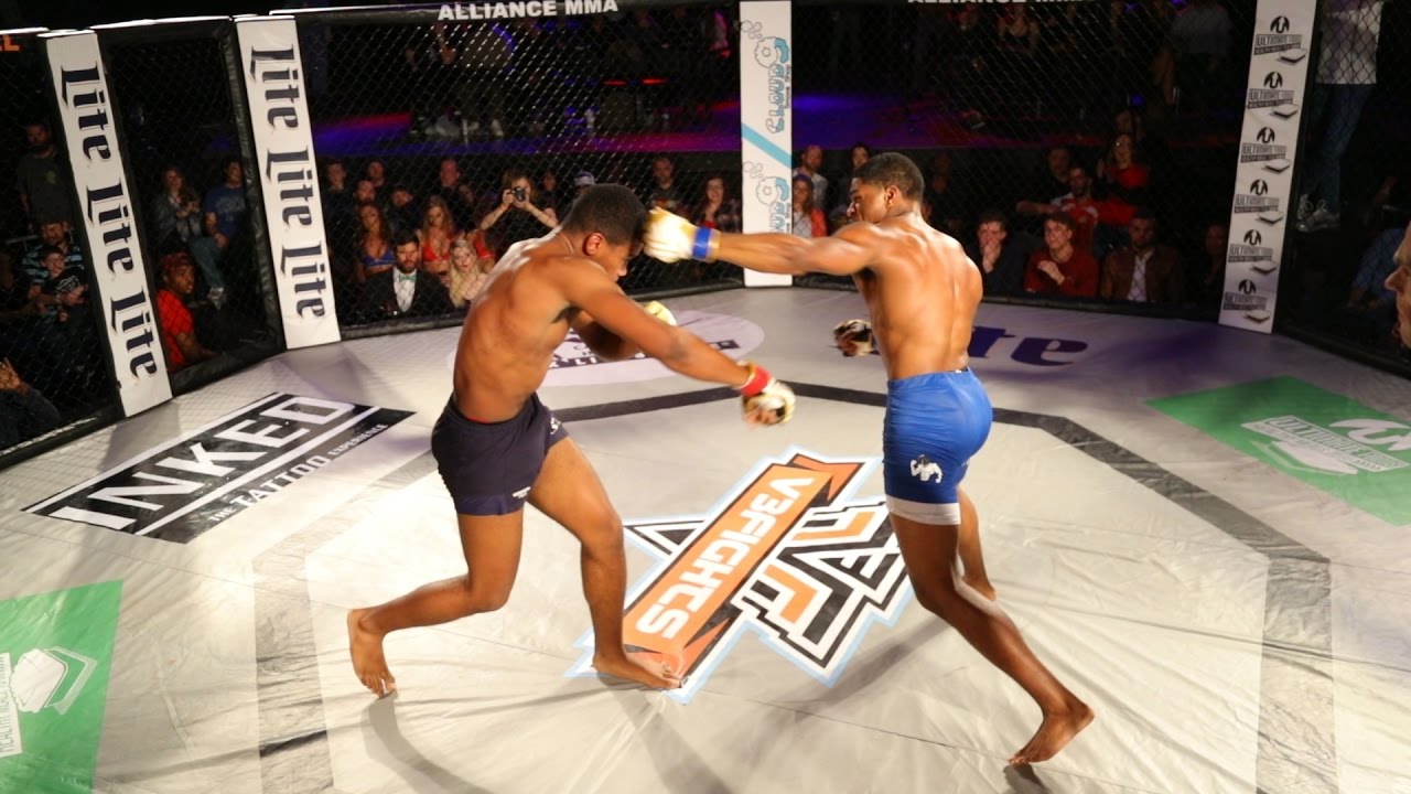 V3Fights 56 | Freeze Frame! - YouTube