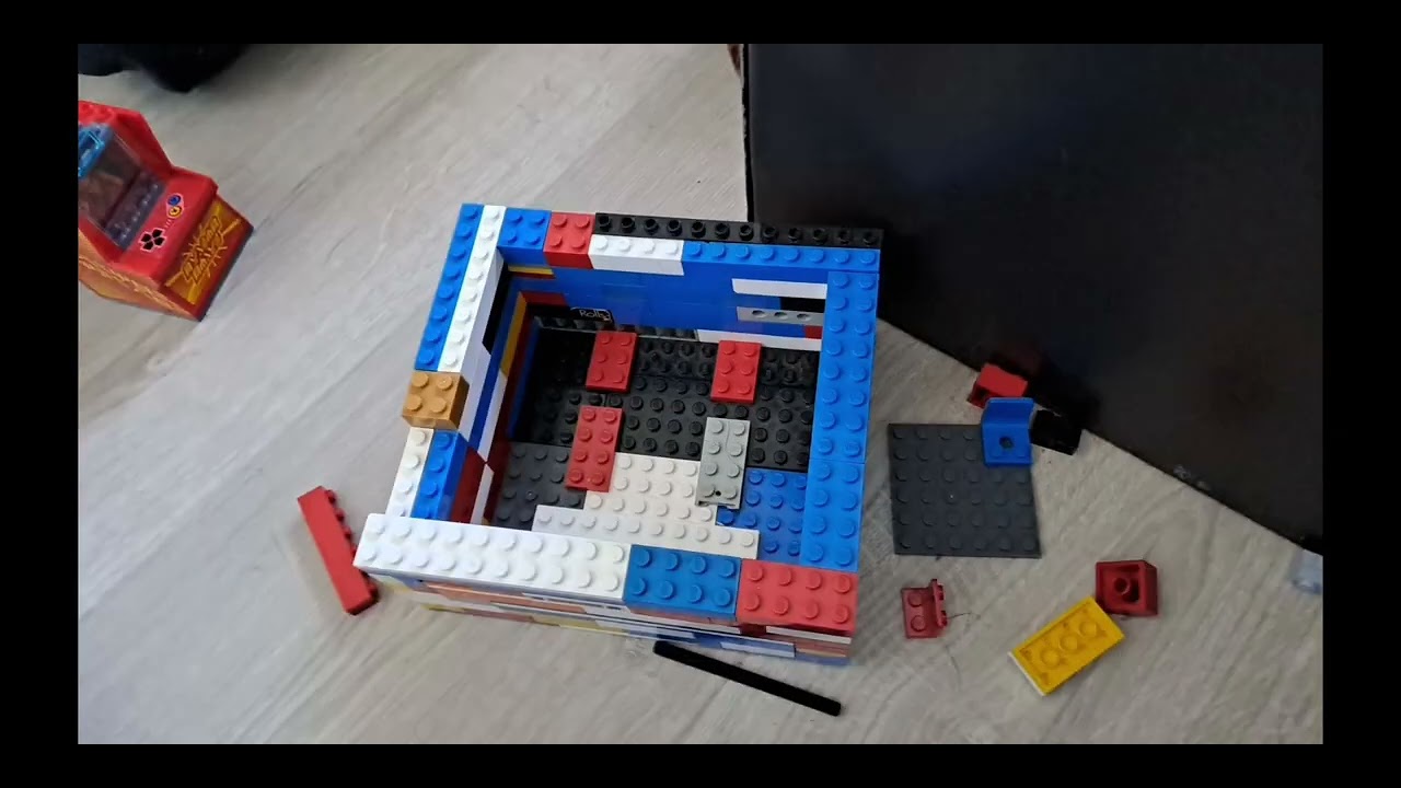 Stop motion house building - YouTube
