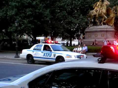 NYPD Police Car Convoy - YouTube
