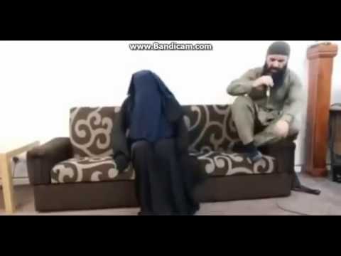 MAHNI OXUYARAQ CİN ÇIXARDAN MOLLA  :D