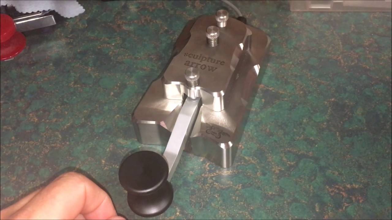 Begali Sculpture Arrow Straight Key - YouTube