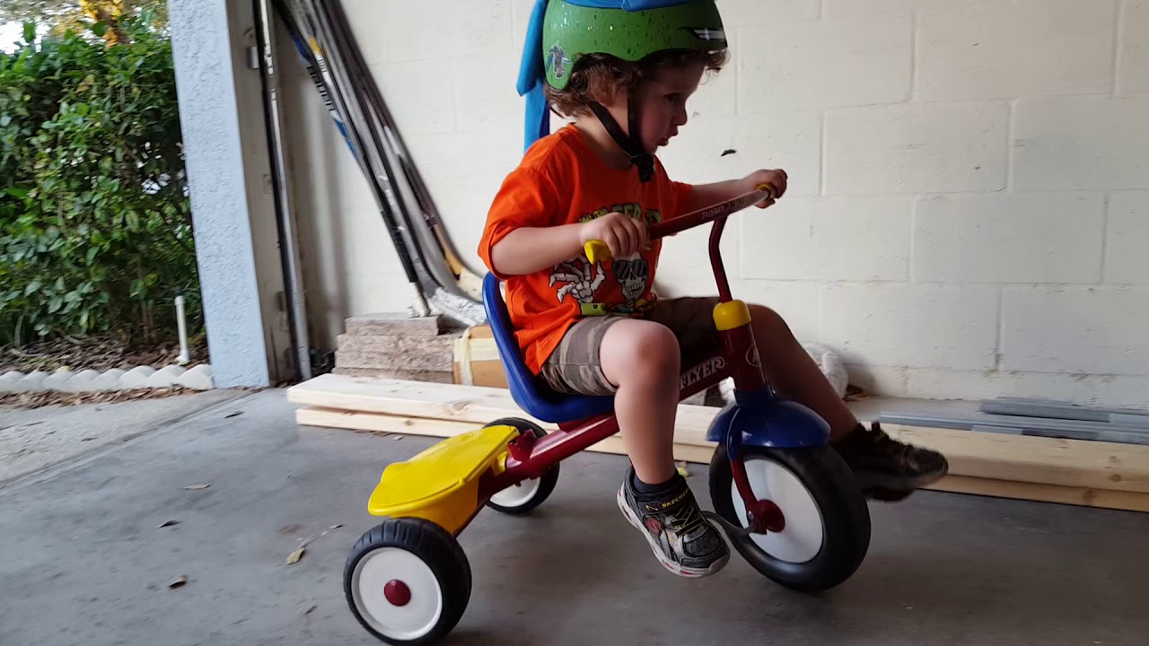 Pedal Start - YouTube