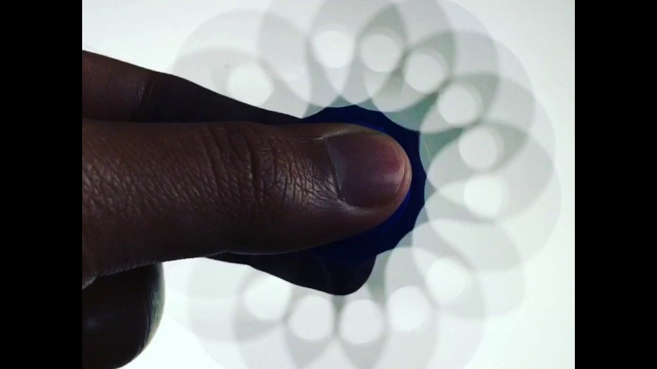 Fidget spinner.. Beautiful reflection.. - YouTube