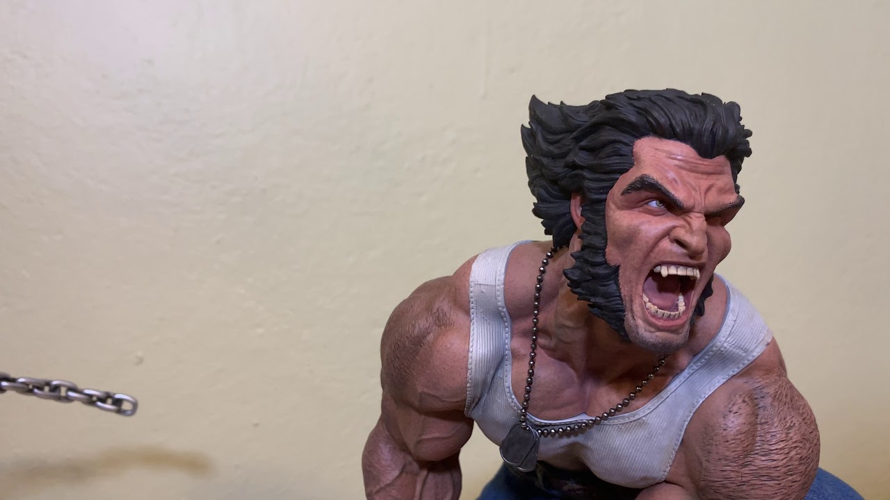 SideShow Collectibles Logan Premium Format - YouTube