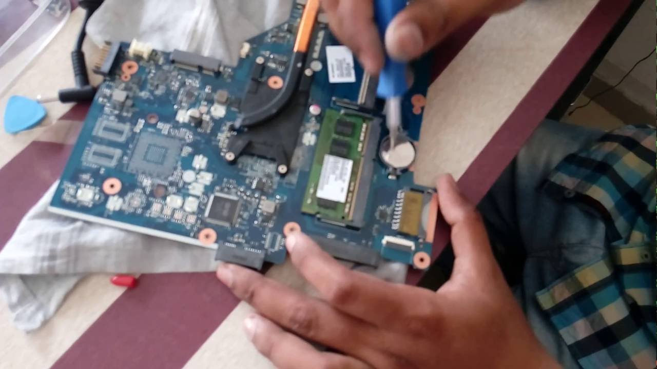 Changing CMOS cell in HP 15-r249tu laptop - YouTube