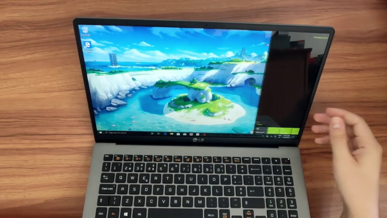 LG gram 15 2020 unboxing and first impressions - YouTube