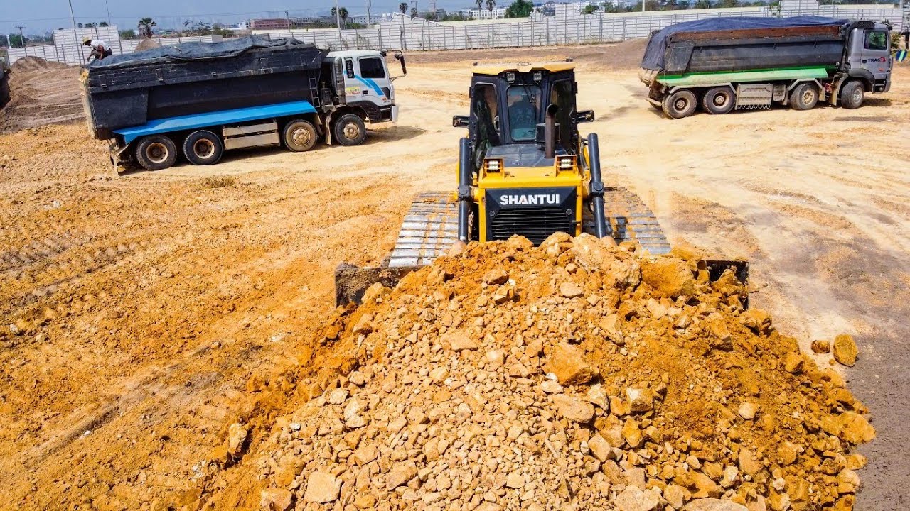 Incredible! Stronger Dozer SHANTUi DH17c2 Pushing RockSoil Huge Land ...