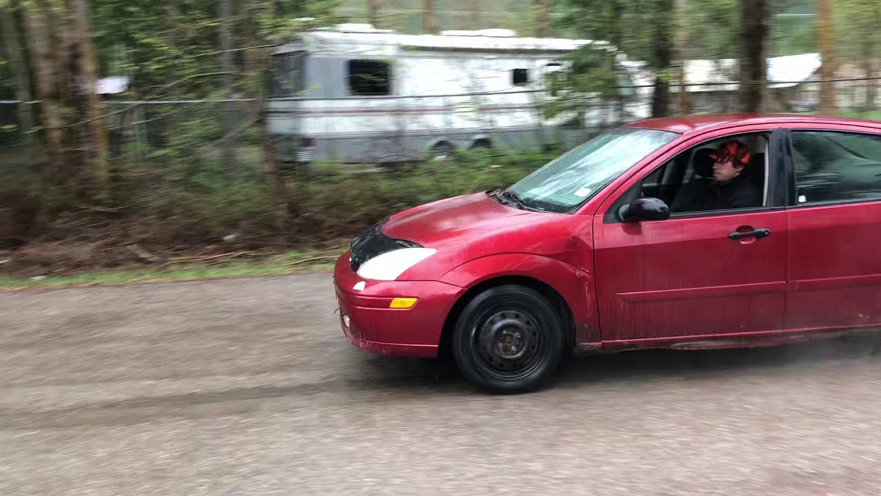 Ford Focus burnout - YouTube
