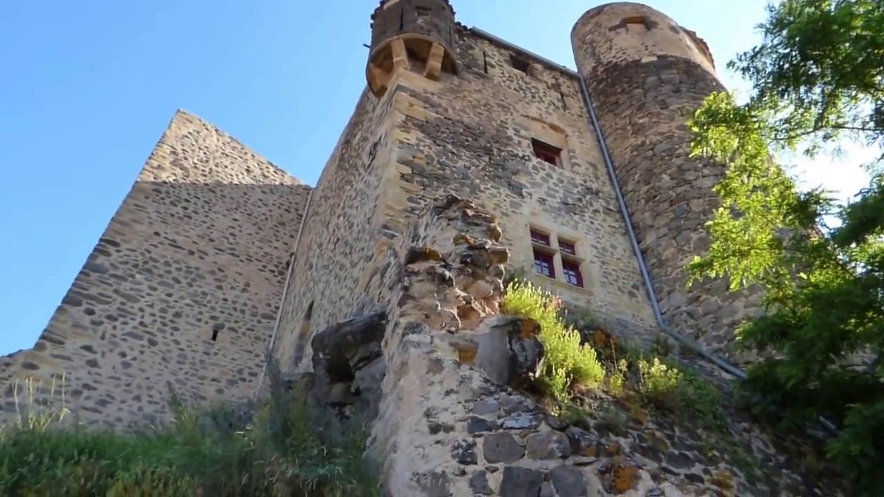 Château de Chalus - YouTube