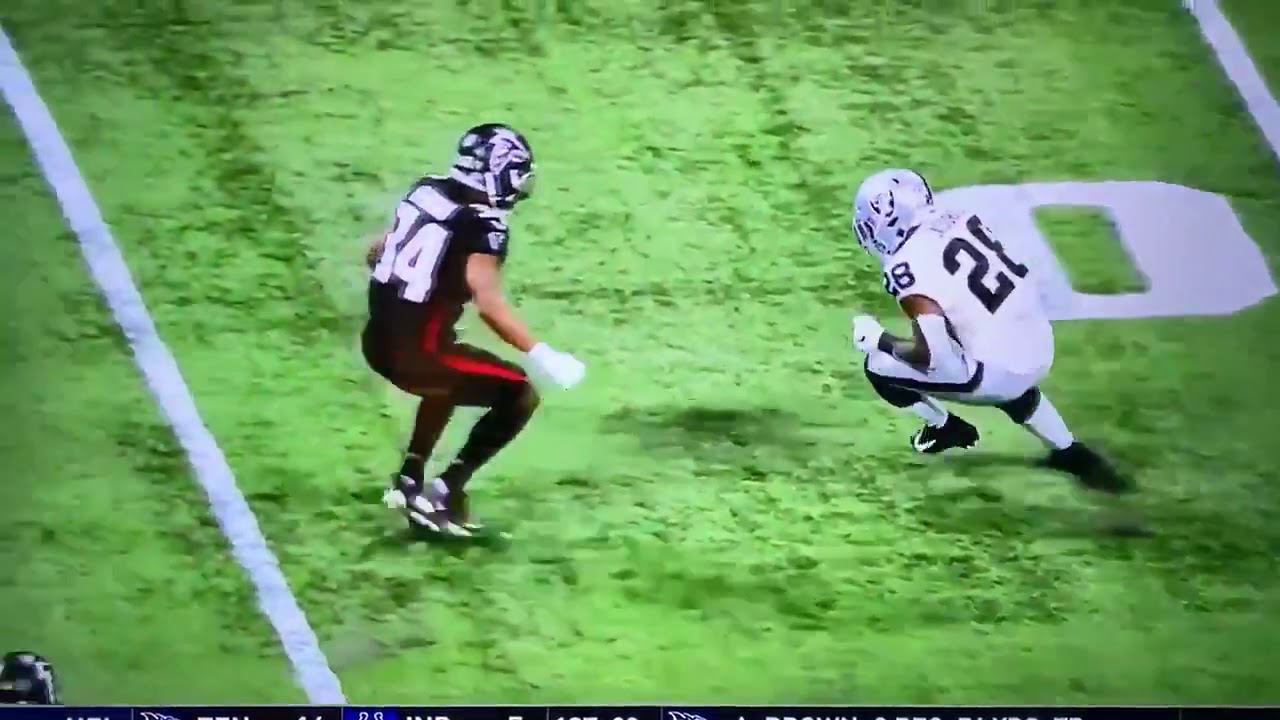 Josh Jacobs banishes defender to shadow realm after lowering his helmet ...