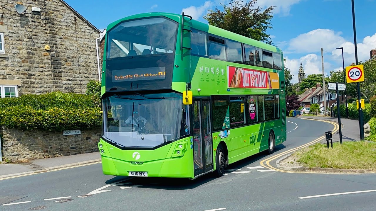 First Bus Sheffield X First Leeds 35211 On 81 Arriving At Stannington ...
