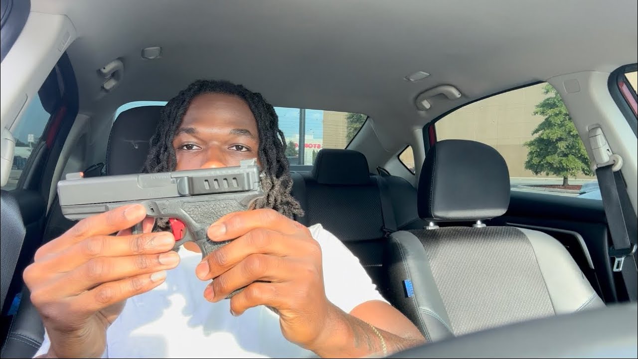 How to remove Glock back plate and Install techna amend 2 clip🔥👍🏾 or 👎🏾 ...