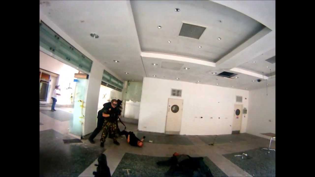 Zombie Airsoft - The Mall Reading 25/08/2013 - YouTube