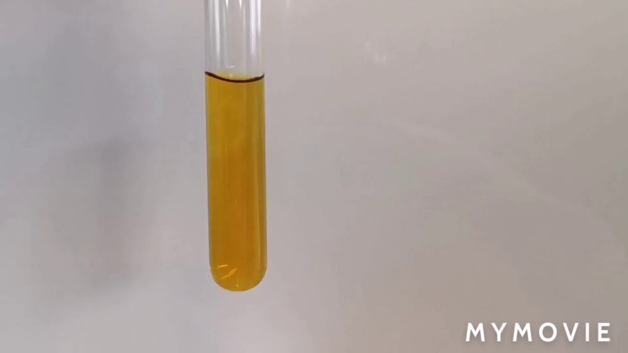 Reactie ijzer(III)chloride, kaliumjodide en zetmeeloplossing - YouTube