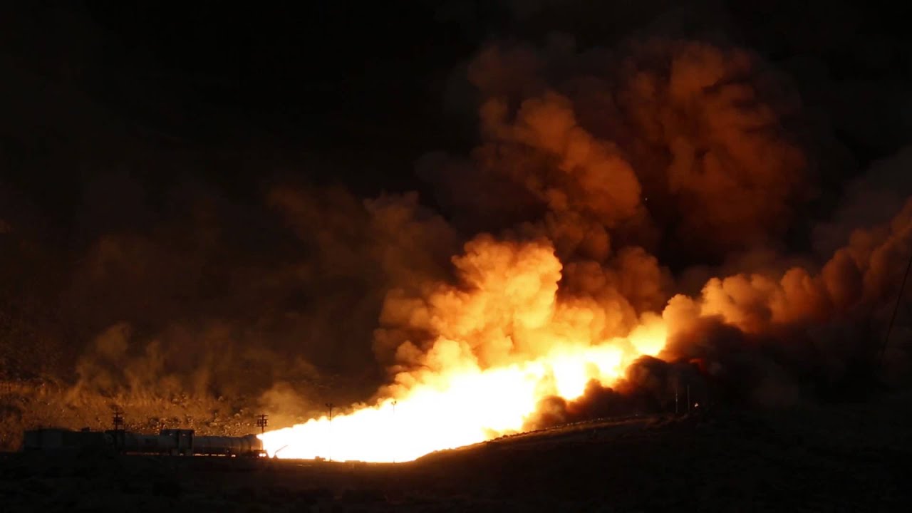 QM-1 Rocket Test Fire in Utah - YouTube