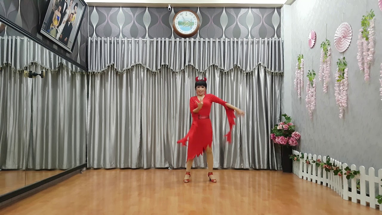 Every Night I'm Dancing With Your Ghost-Linedance-Walkthru-@Hui Chin Fu (Linedance) - YouTube