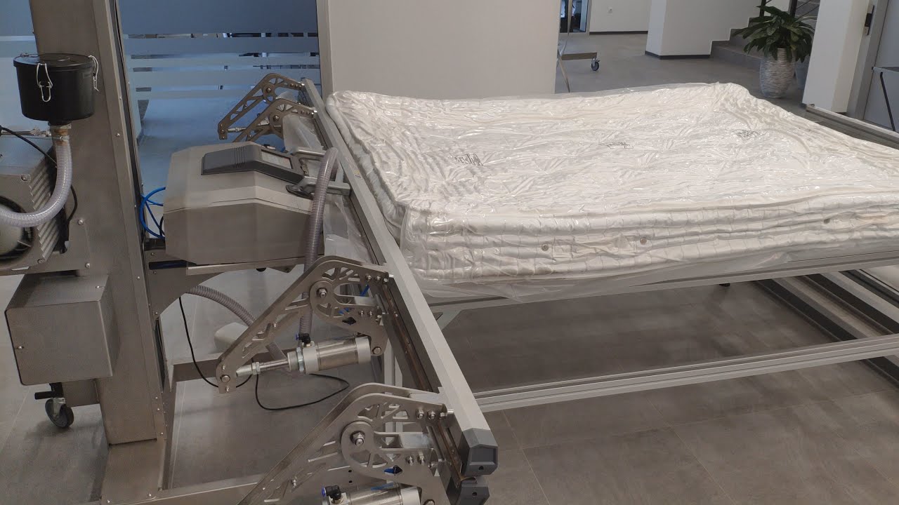 Box spring mattress compressing with vaccum - YouTube