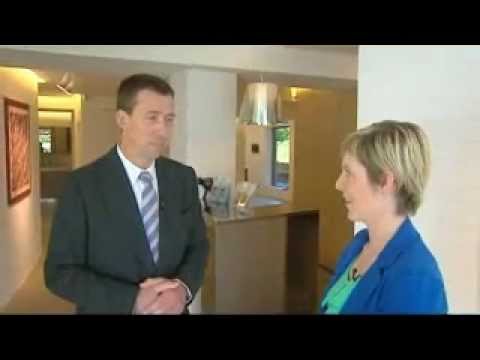 Dr. Peter Evens van FOCUS EYE CLINIC in Wemmel op Ring Tv - YouTube