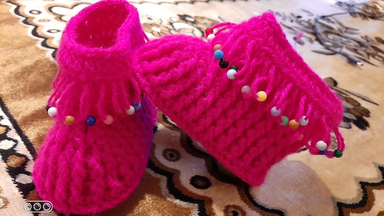 tig isi boncuqlu bebek patigi. muncuqlu usaq patiyi. crochet baby shoes ...