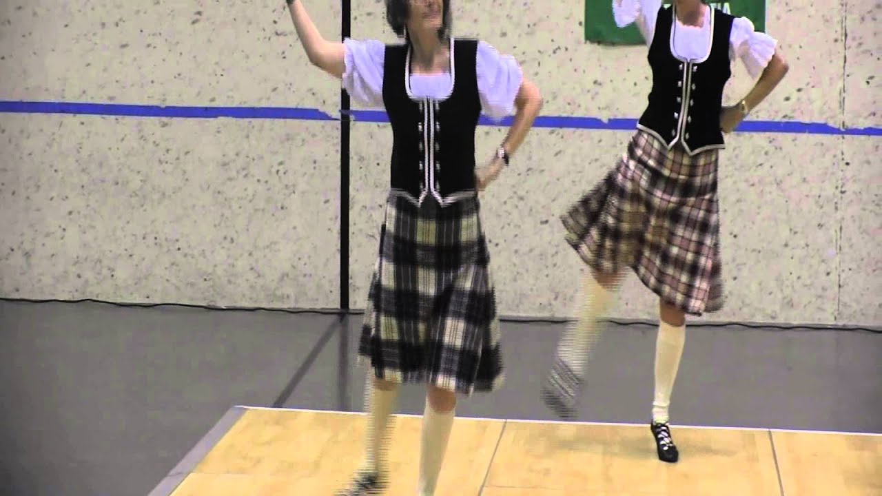 BASQUE SCOTTISH IRISH AT THE BCC 2013 - YouTube
