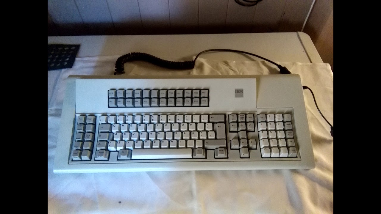 IBM model F122 - YouTube