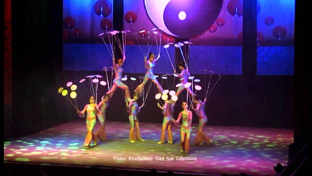 Chinese State Circus presents Yin Yang - YouTube