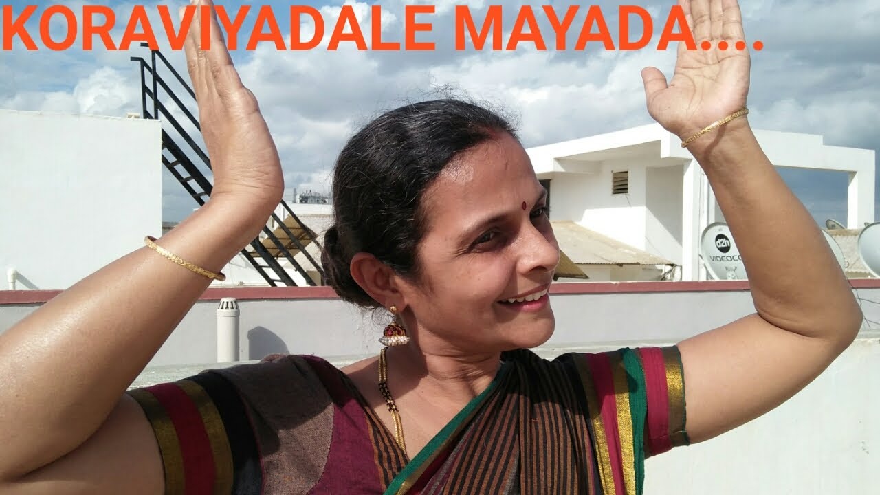 Koravanji dance/Koraviyadale mayada koraviyu bandale dance - YouTube