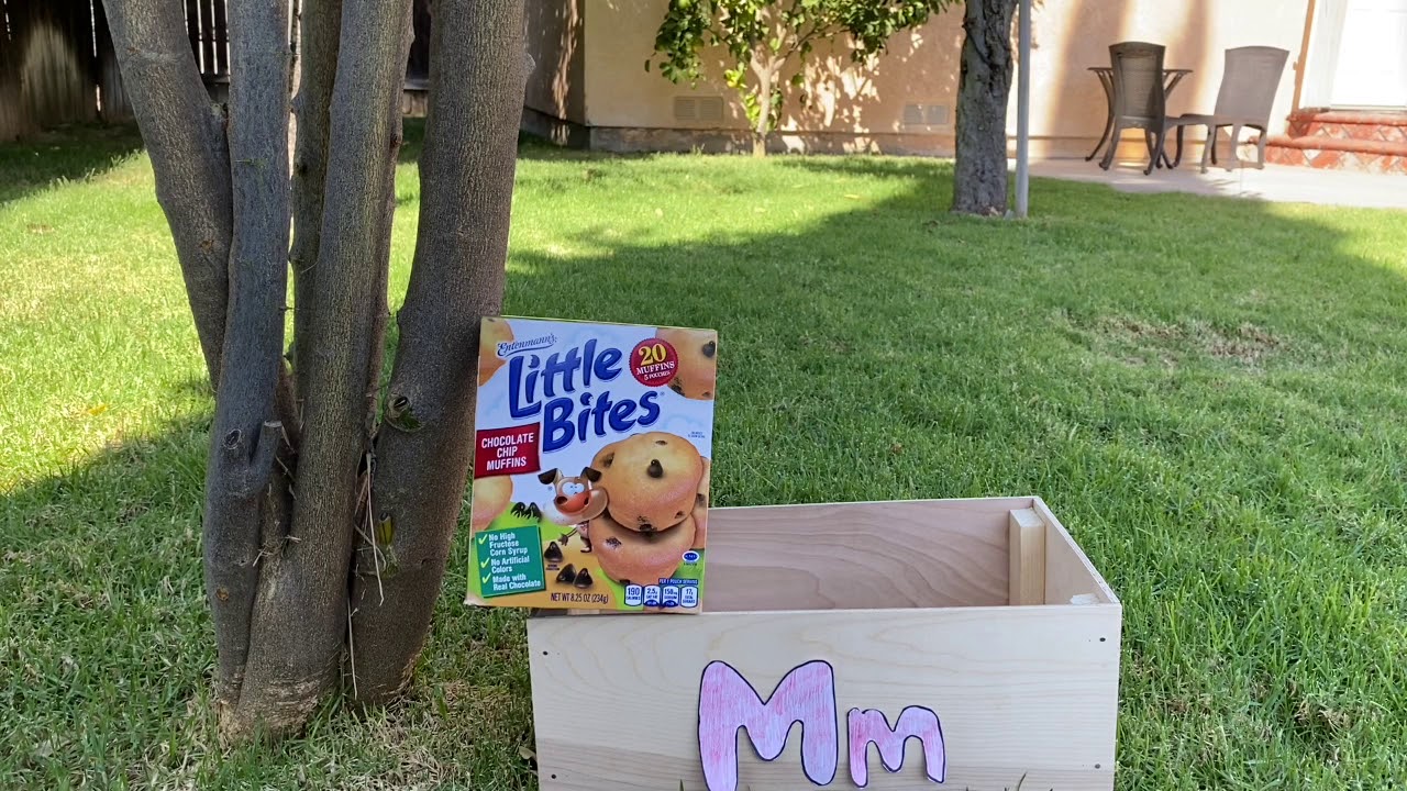 Professor Ginger and the Letter Mm - YouTube