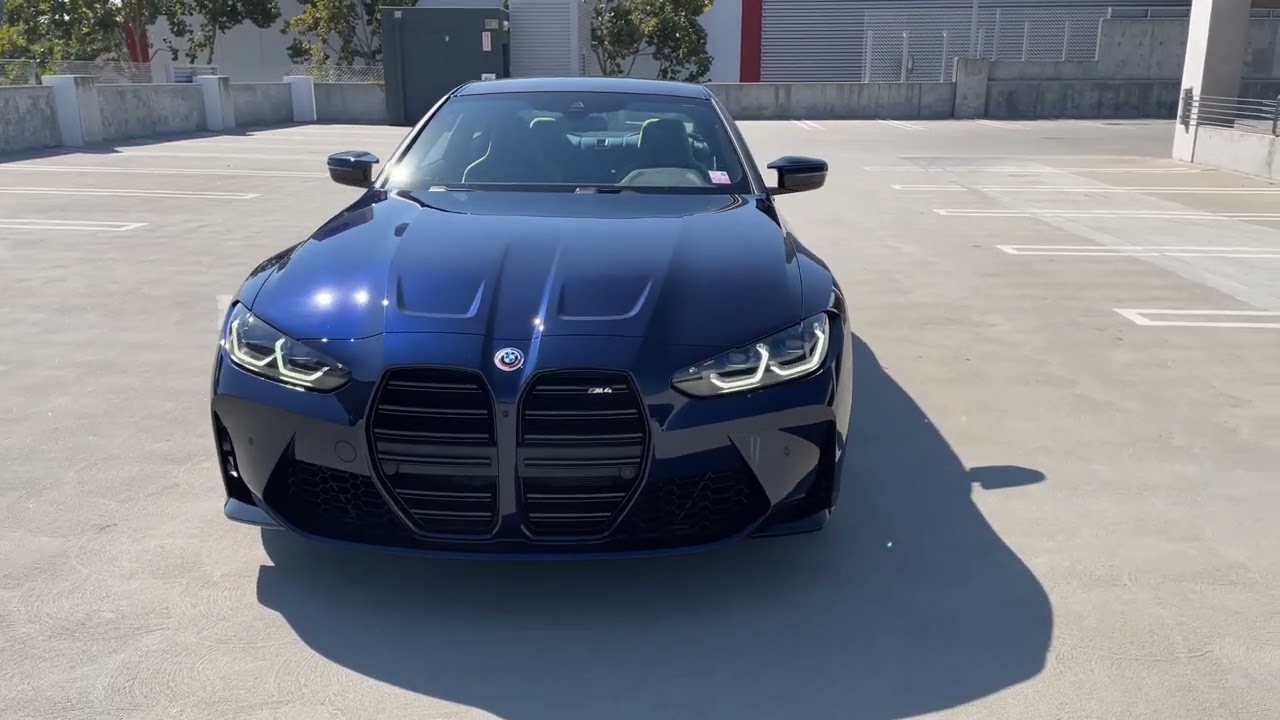 Tour the 2022 M4 in Tanzanite & Yas Marina Blue interior | 4K - YouTube