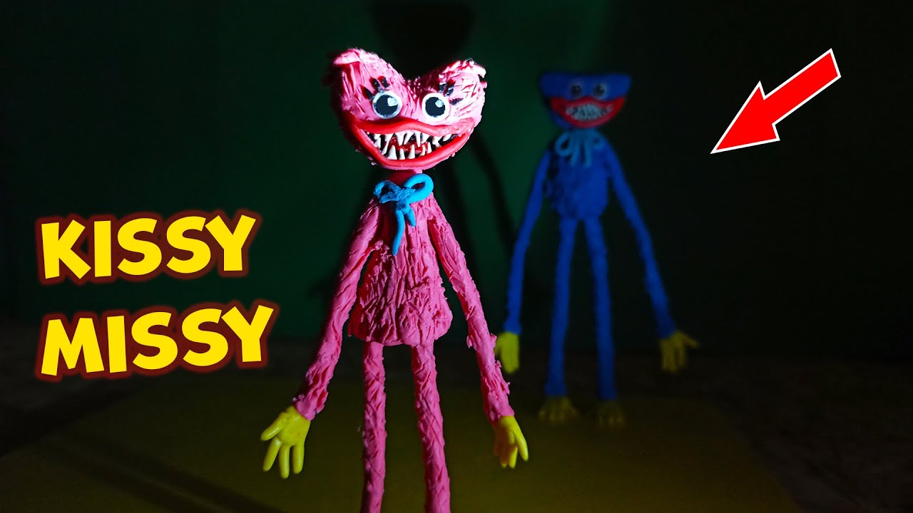KISSY MISSY with modeling Clay | Kissy Wissy Poppy Playtime - YouTube