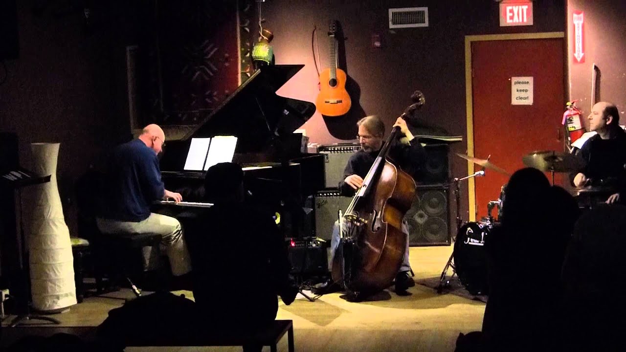 Tall Tale Trio - Portable Behemoth (Blickenderfer) - YouTube