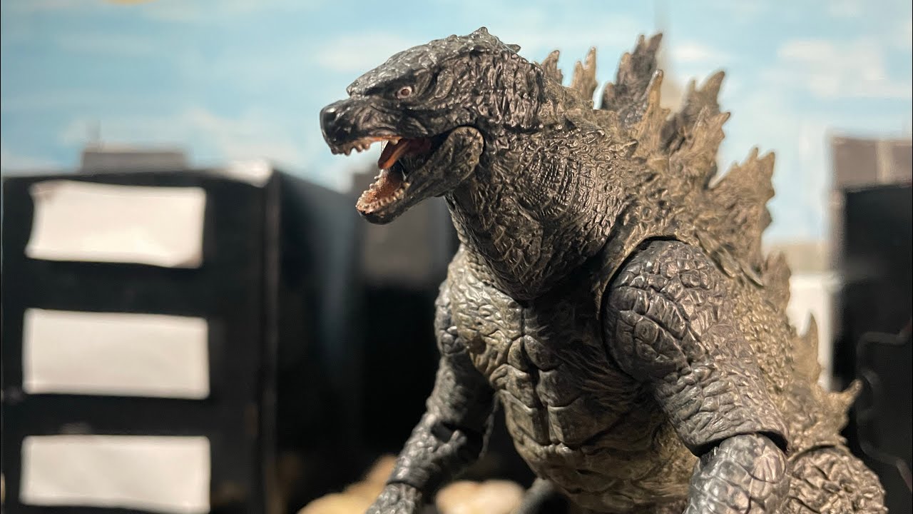 Legendary Godzilla stop motion short - YouTube